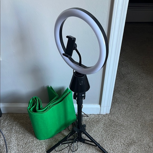 Other | Led Ring Light With Tripod And Green Screen | Poshmark